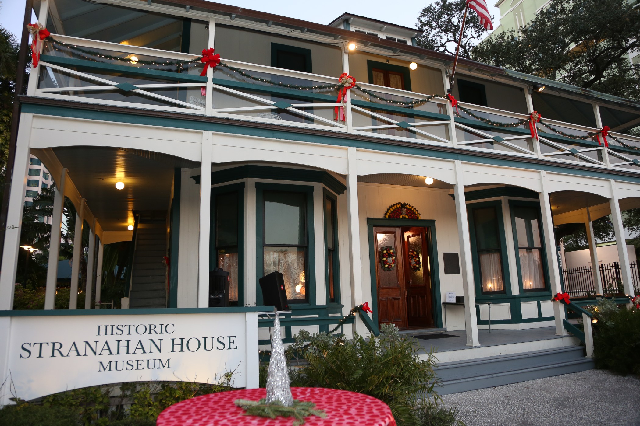 Victorian Christmas Tours | Stranahan House